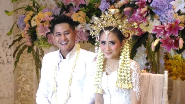 SELAMAT! Puadin Redi dan Riyana Dea Resmi Menikah - Rancah Post